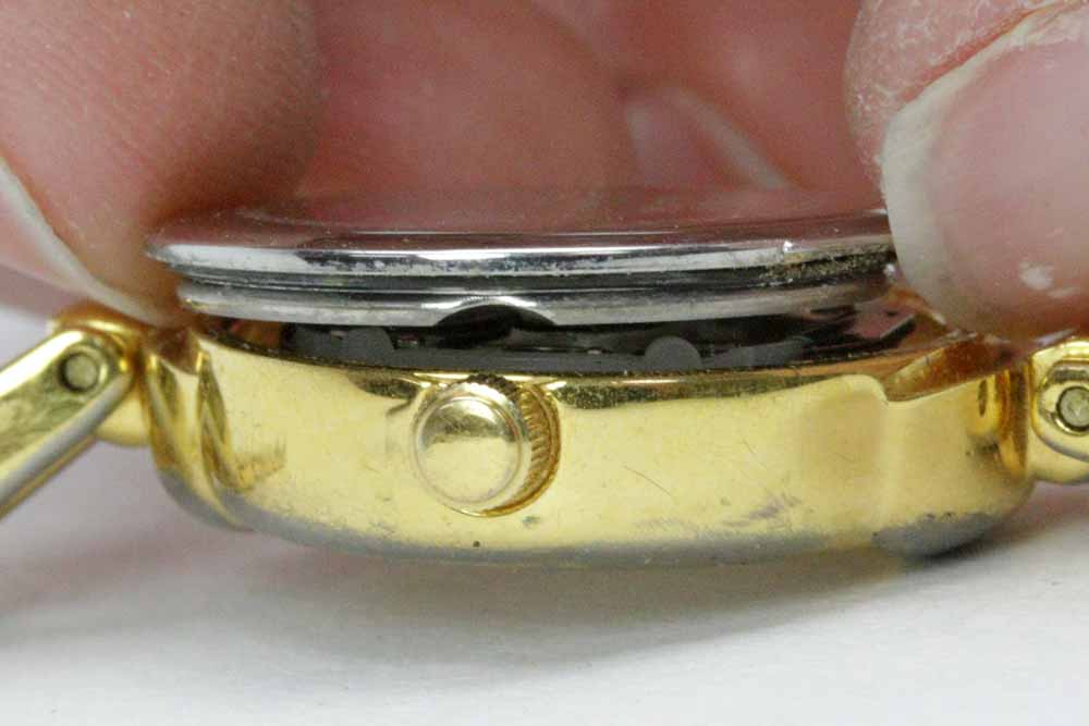 How To Close A Snap Off Watch Case Back Esslinger Watchmaker Supplies How To Close A Snap Off Watch Case Back Esslinger Watchmaker Supplies
