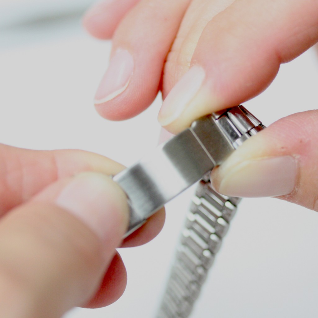 How to Install a Spring Loaded Buckle Extender - Esslinger Watchmaker ...