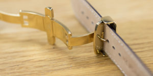 5 Reasons You Should Upgrade Your Leather Wrist Watch With a Deployment ...