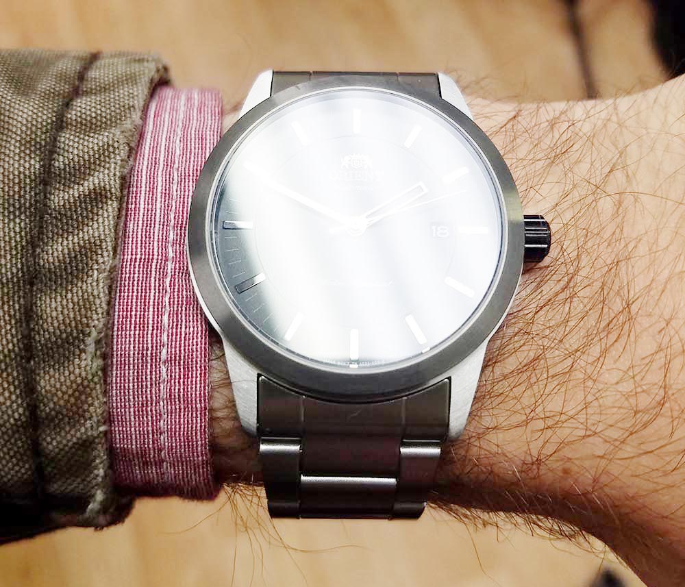 5 Tips for Taking Better Photos of Your Watch On Your Wrist - Esslinger ...