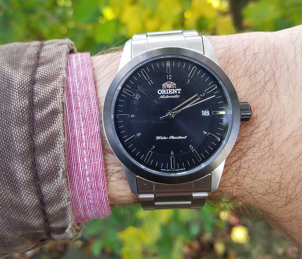 5 Tips for Taking Better Photos of Your Watch On Your Wrist - Esslinger ...