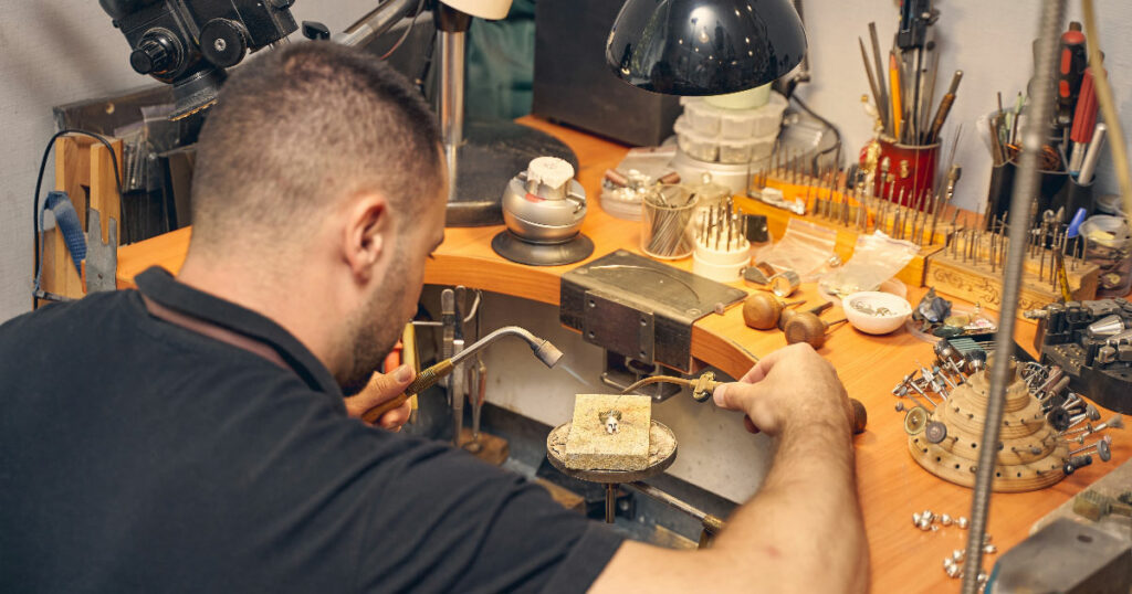 Job Opening for Bench Jeweler (Ventura,CA) - Esslinger Watchmaker ...