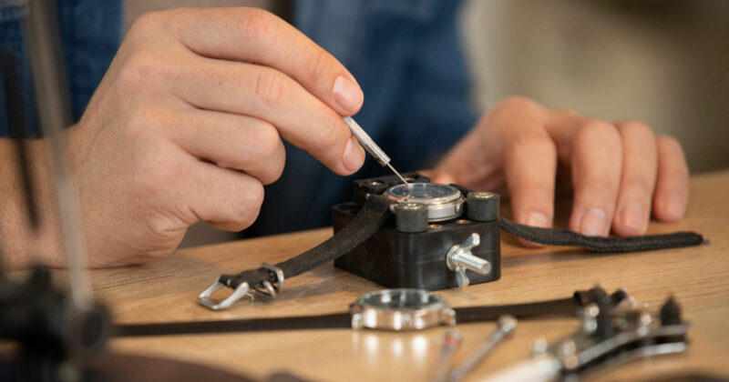 Jobs For Watchmakers and Jewelers Hiring Now