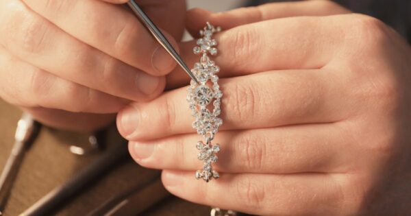 Jobs For Watchmakers and Jewelers Hiring Now