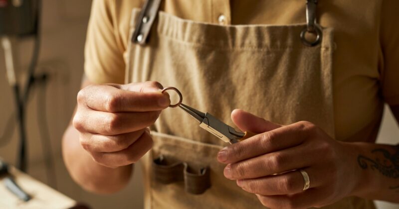 Jobs For Watchmakers and Jewelers Hiring Now