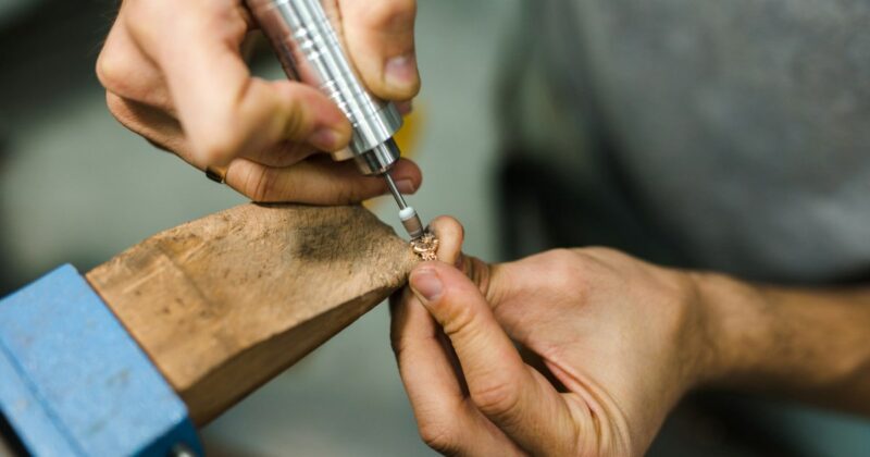 Jobs For Watchmakers and Jewelers Hiring Now