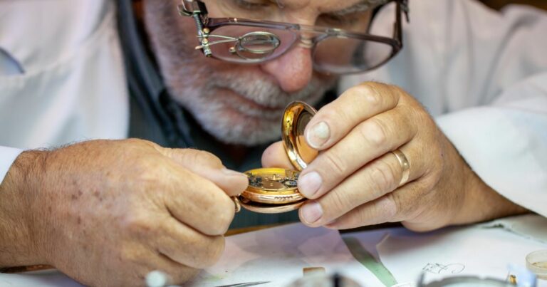 Job Opening for Watchmaker (Manchester,UK) - Esslinger Watchmaker ...