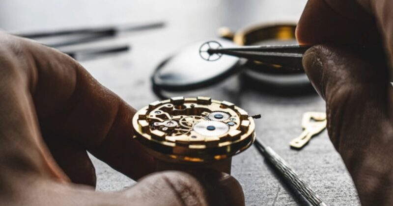 Jobs For Watchmakers and Jewelers Hiring Now