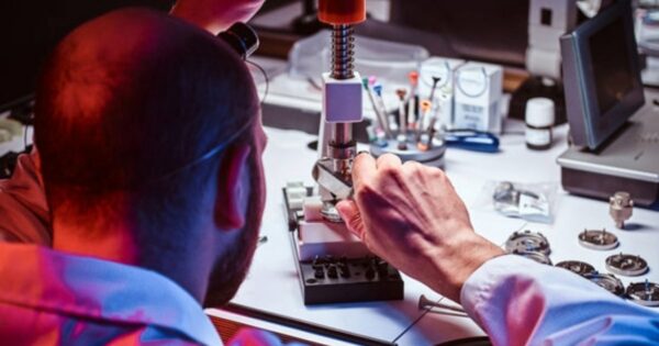 Jobs For Watchmakers and Jewelers Hiring Now